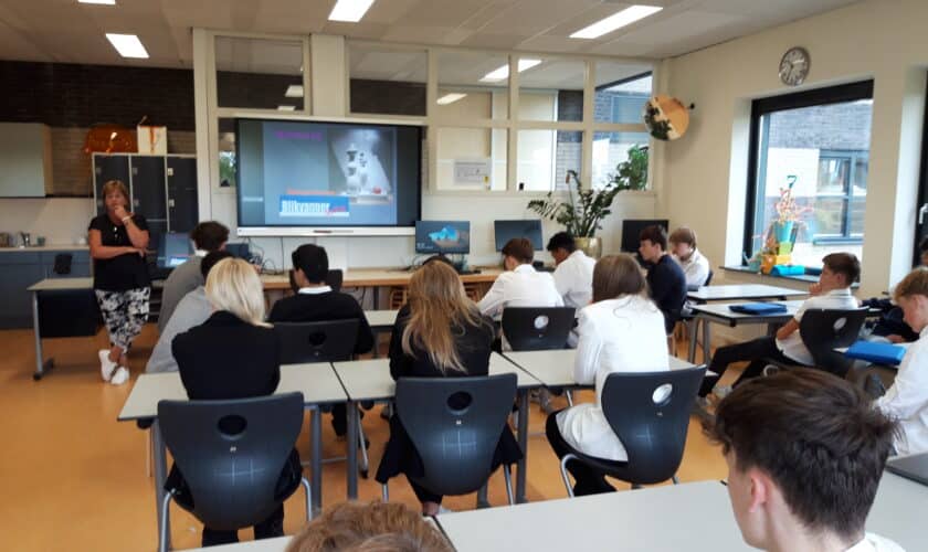 Vmbo-leerlingen ontdekken de kunst van etaleren - Corlaer College